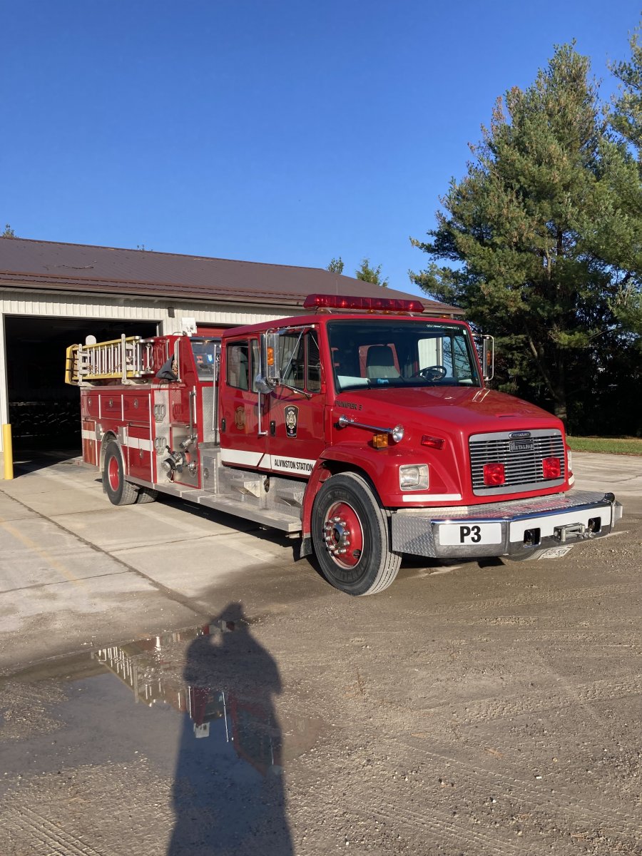 1998 Freightliner/Metalfab Pumper | Ontario Association of Fire Chiefs